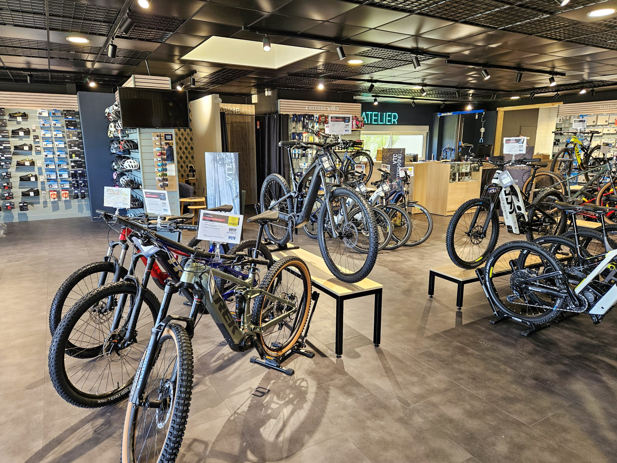 Magasin de vélos et atelier de réparation à Auxerre